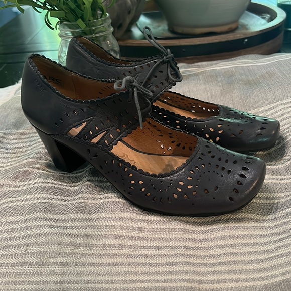 SoftWalk | Shoes | Marc Collection Grey Brogue Leather Heeled Mary ...